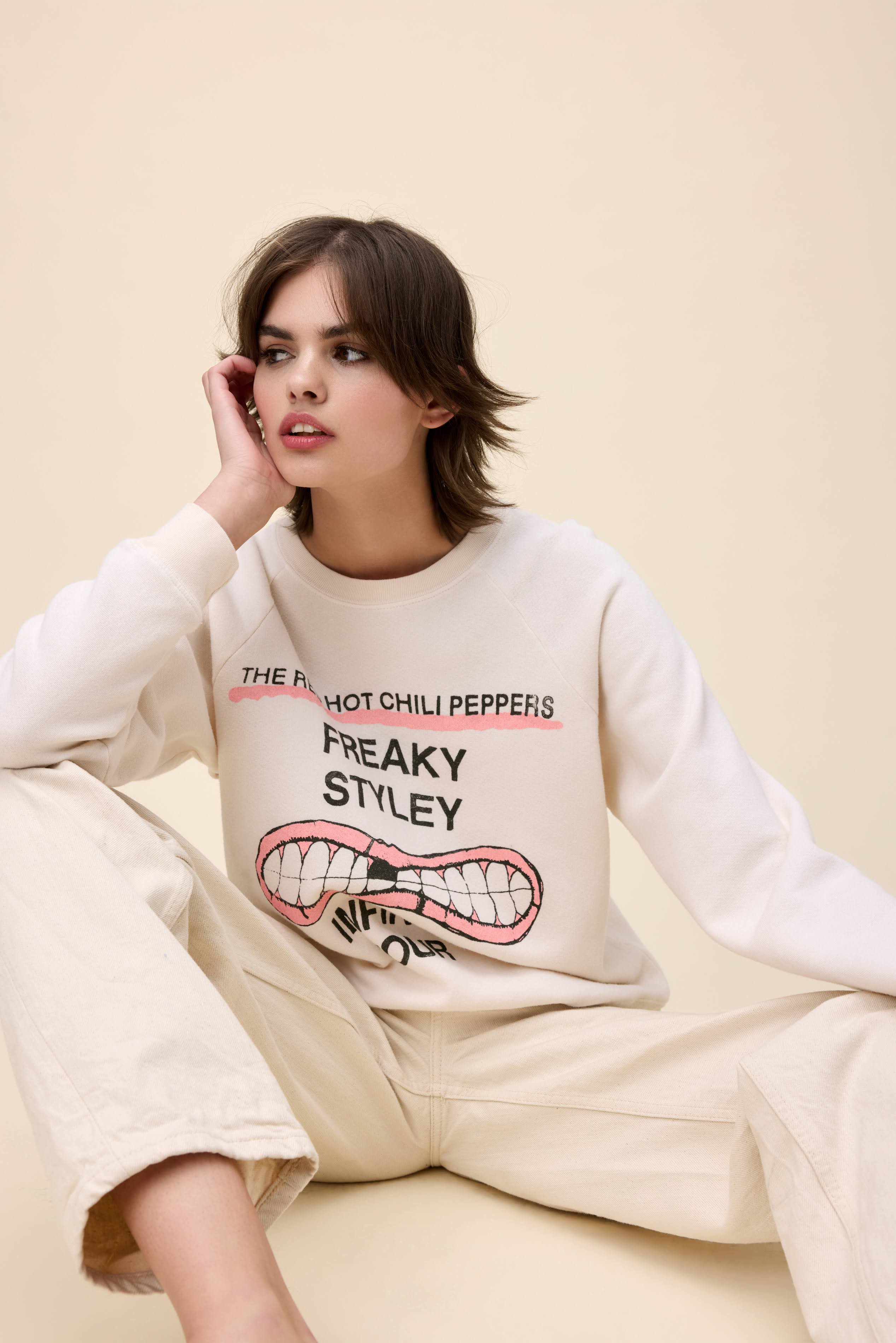 Red Hot Chili Peppers Freaky Styley Vintage Raglan Sweatshirt | Daydreamer