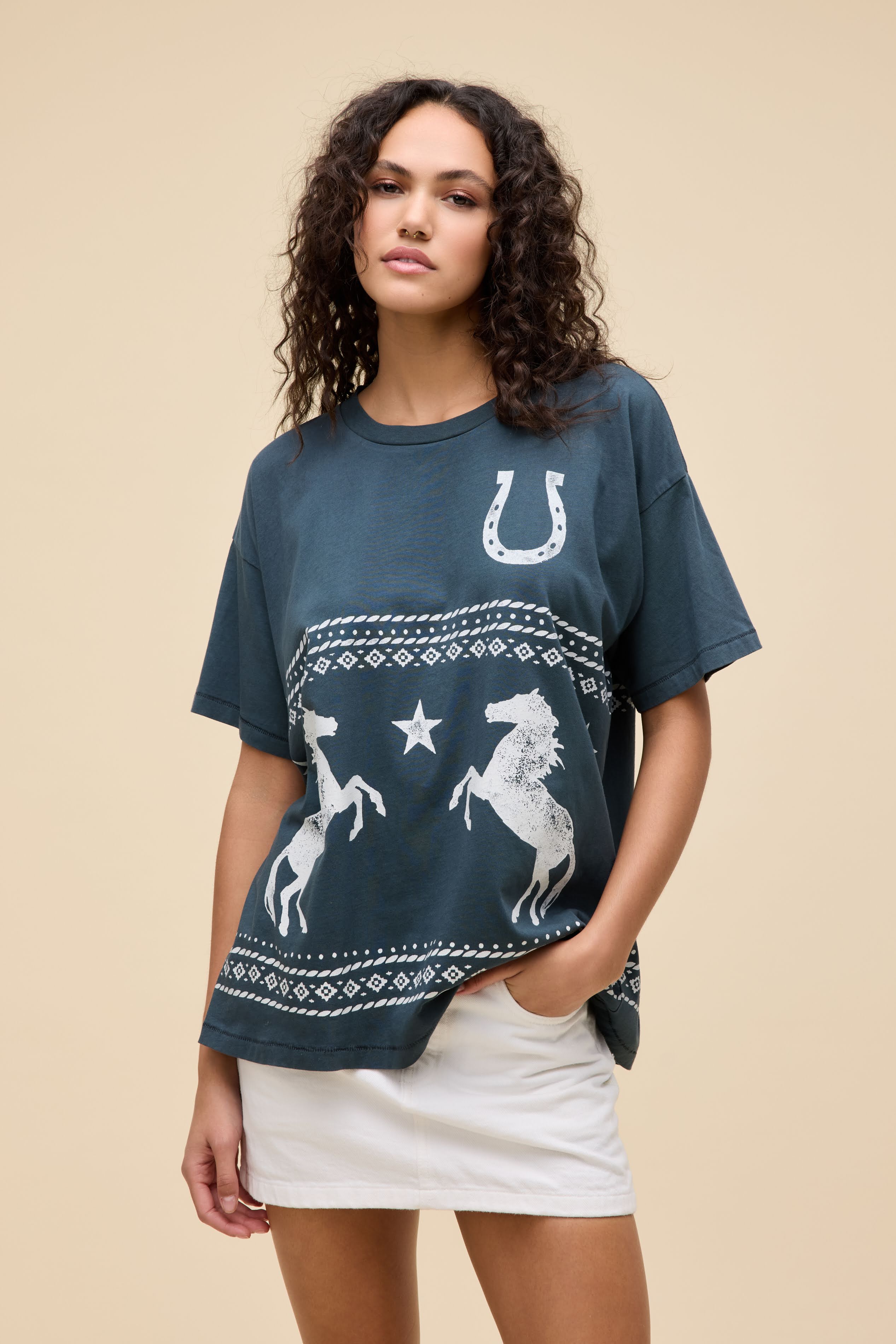 Star Horses Merch Tee | Daydreamer