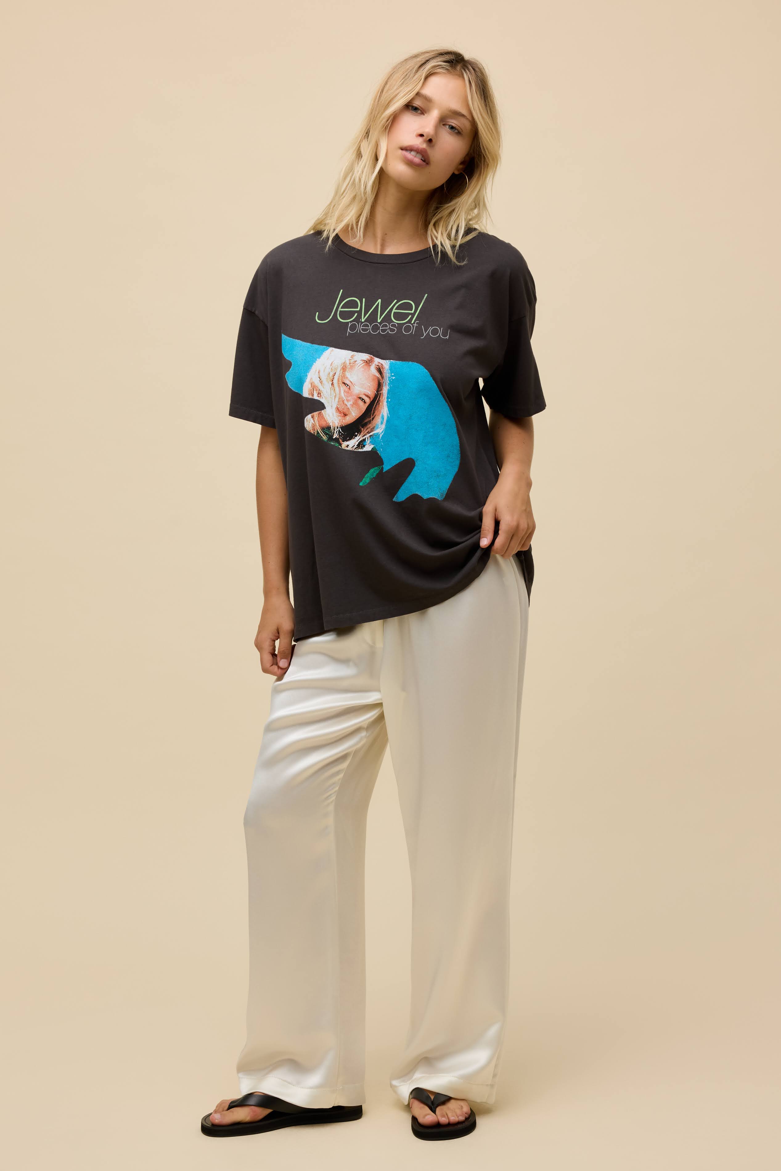 Jewel Pieces of You Merch Tee– Daydreamer